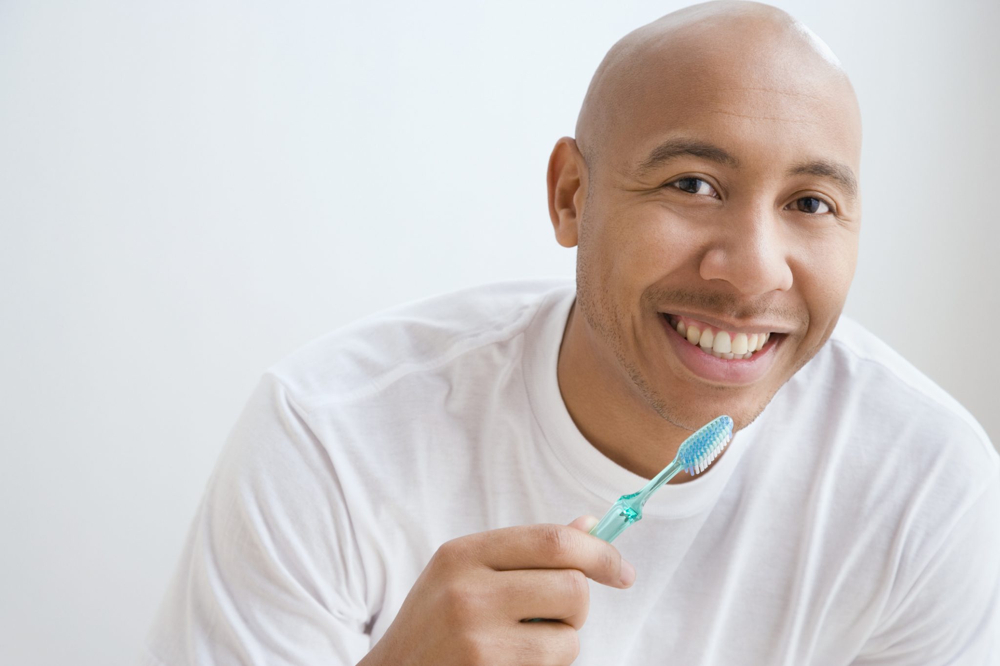 Fight Alzheimer's with your toothbrush - Easy Health Options®