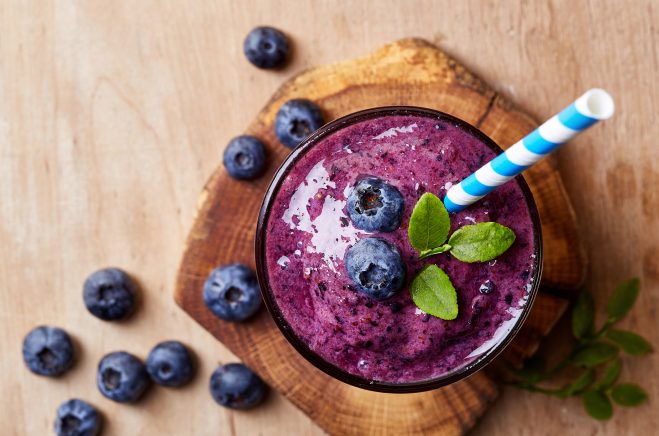 Blueberries may have cancer-fighting properties - Easy Health Options®